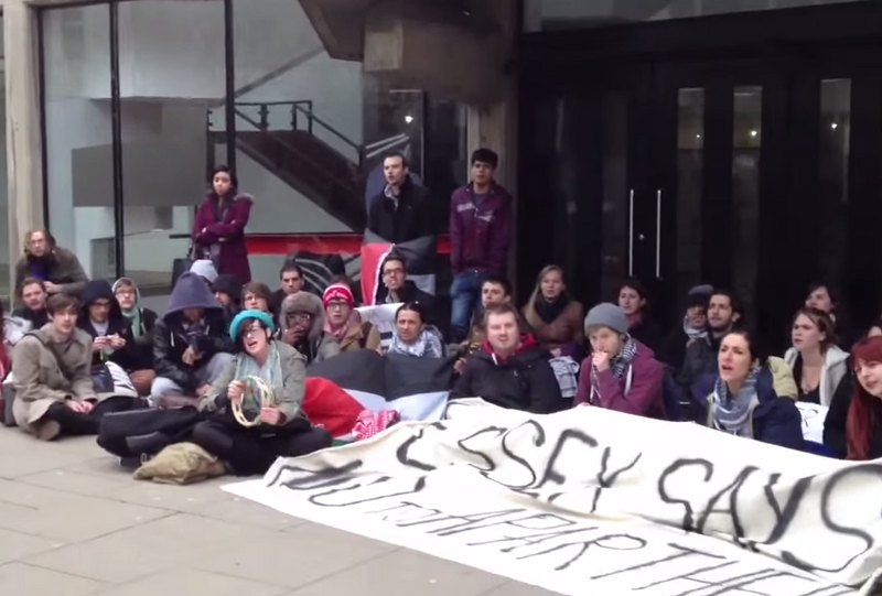 Protesters prevent Israeli deputy ambassador to UK from addressing ...