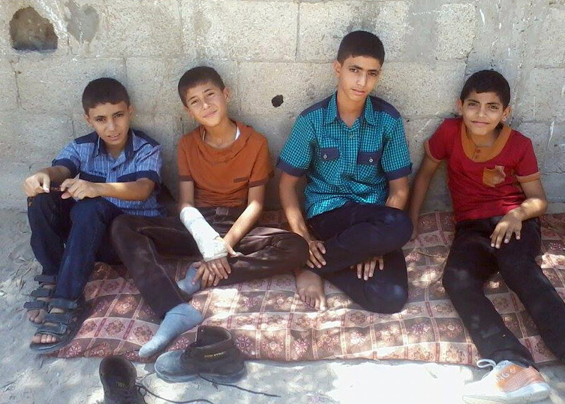 Gaza "plunged into darkness" on Eid | The Electronic Intifada